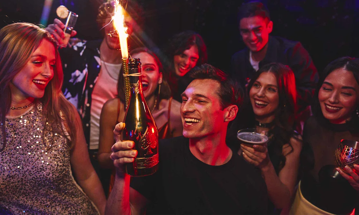 Bowling Party Venue | Lucky Strike Green Brook