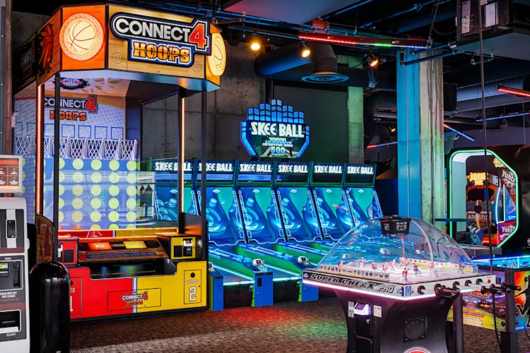 Arcade Games & Half-Price Wednesdays | Bowlero