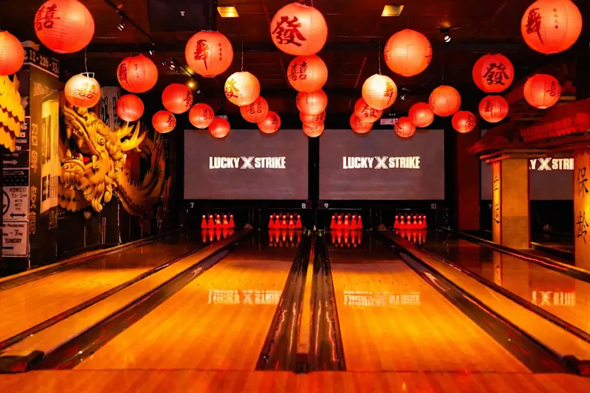 Bowling & Entertainment in New York | Lucky Strike Times Square