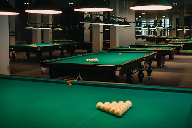 Bowling Alley in Seattle, WA | Garage Billiards & Bowl