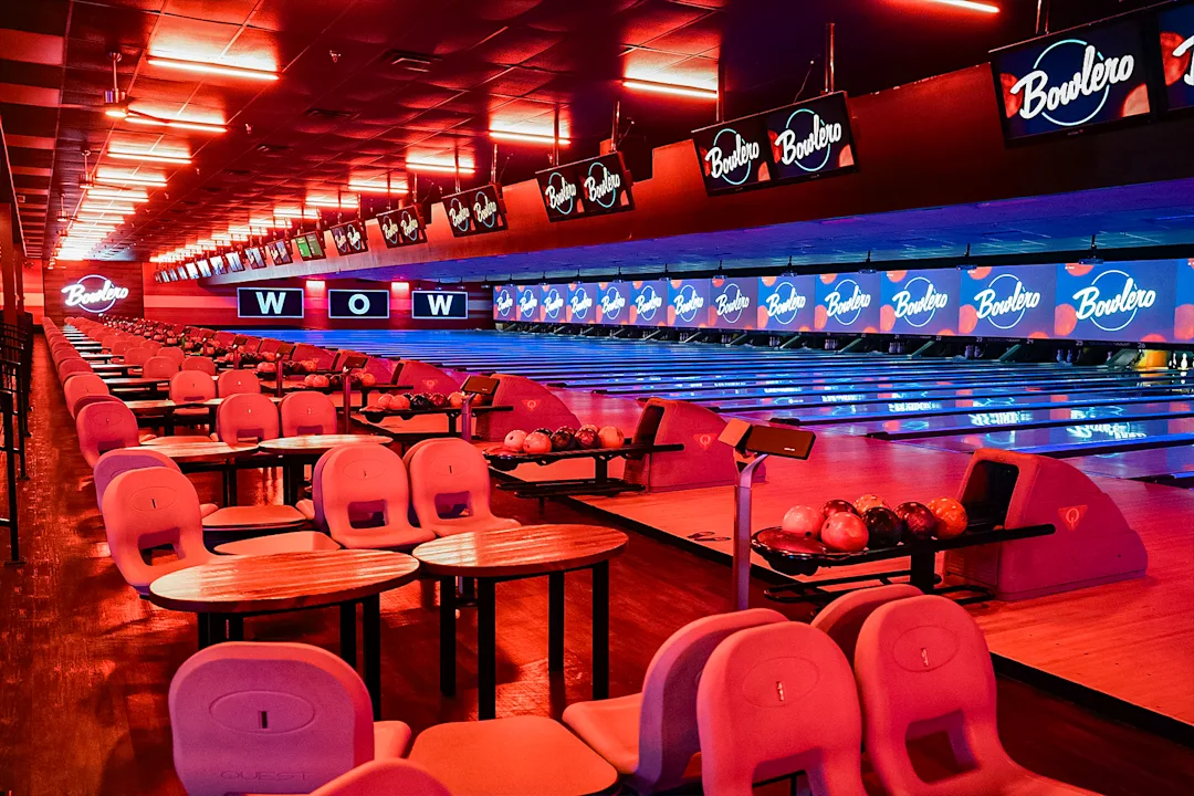 Bowling Alley, Sports Bar, Event Venue, & More | Bowlero Garland