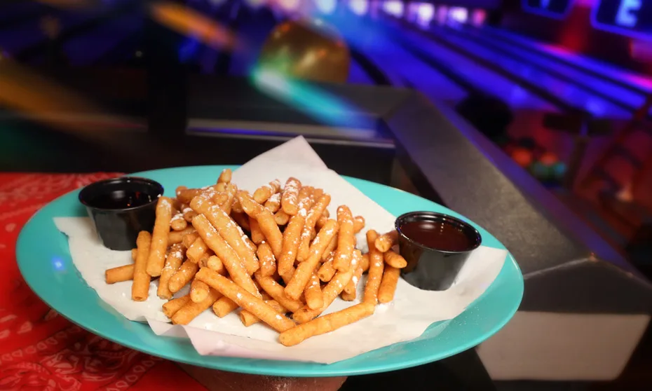 Party & Events: Team Building, Birthdays, & More | Bowlero