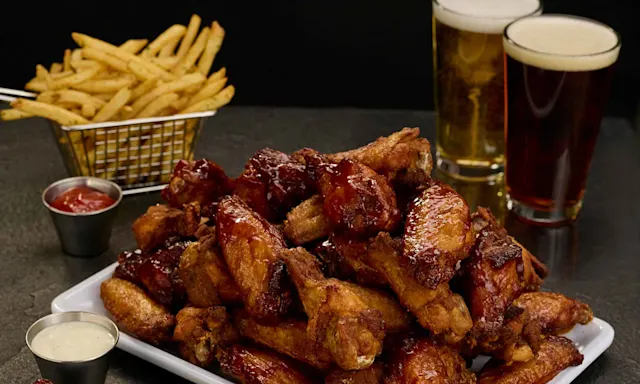 Menu & Catering: Food & Drinks | AMF