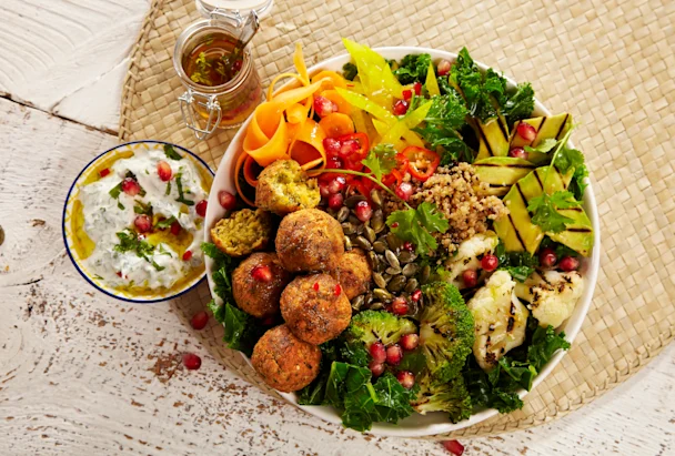 What to Serve with Falafel