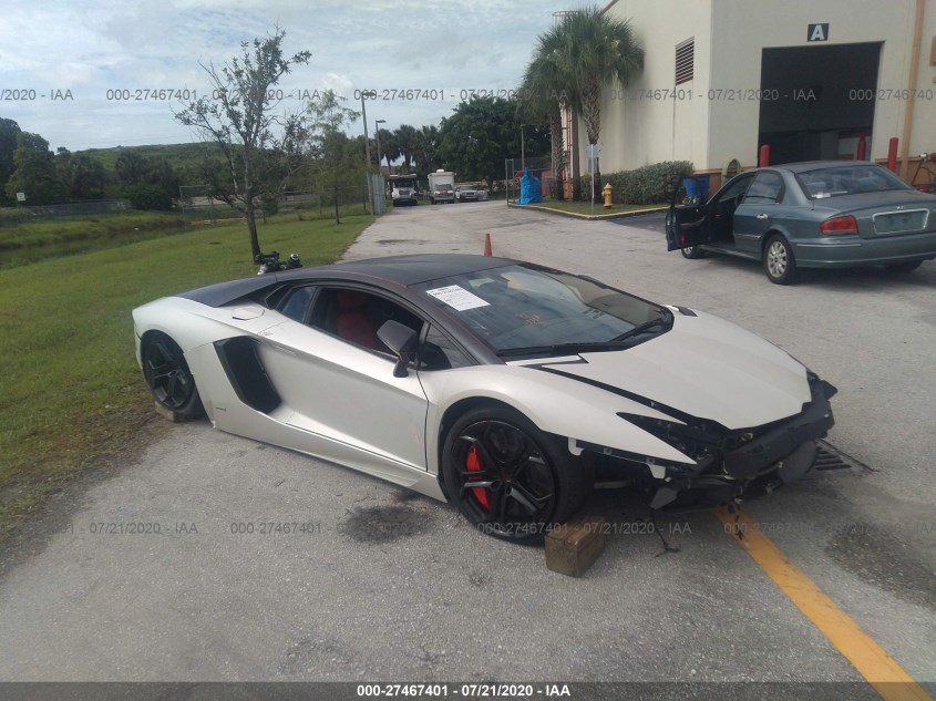 Dream Rides: Buy Classic & Luxury Cars at Auction | IAA