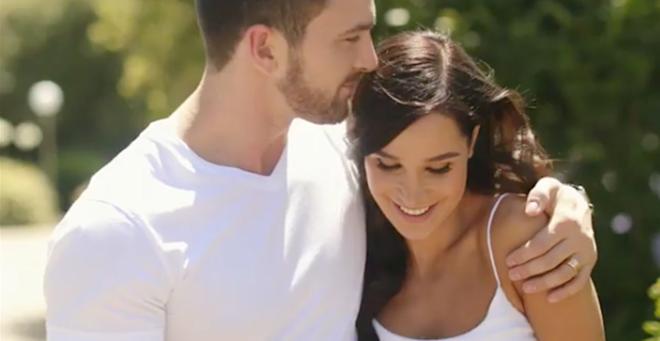 Kayla Itsines and Tobi Pearce Announce Pregnancy