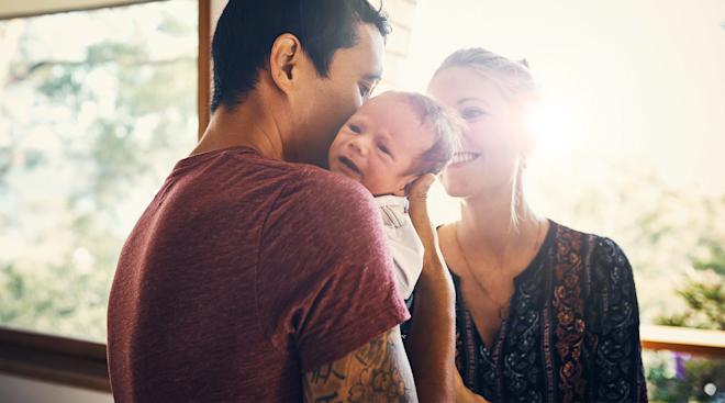 Maternal Gatekeeping is Bad for New Parents, Study Says