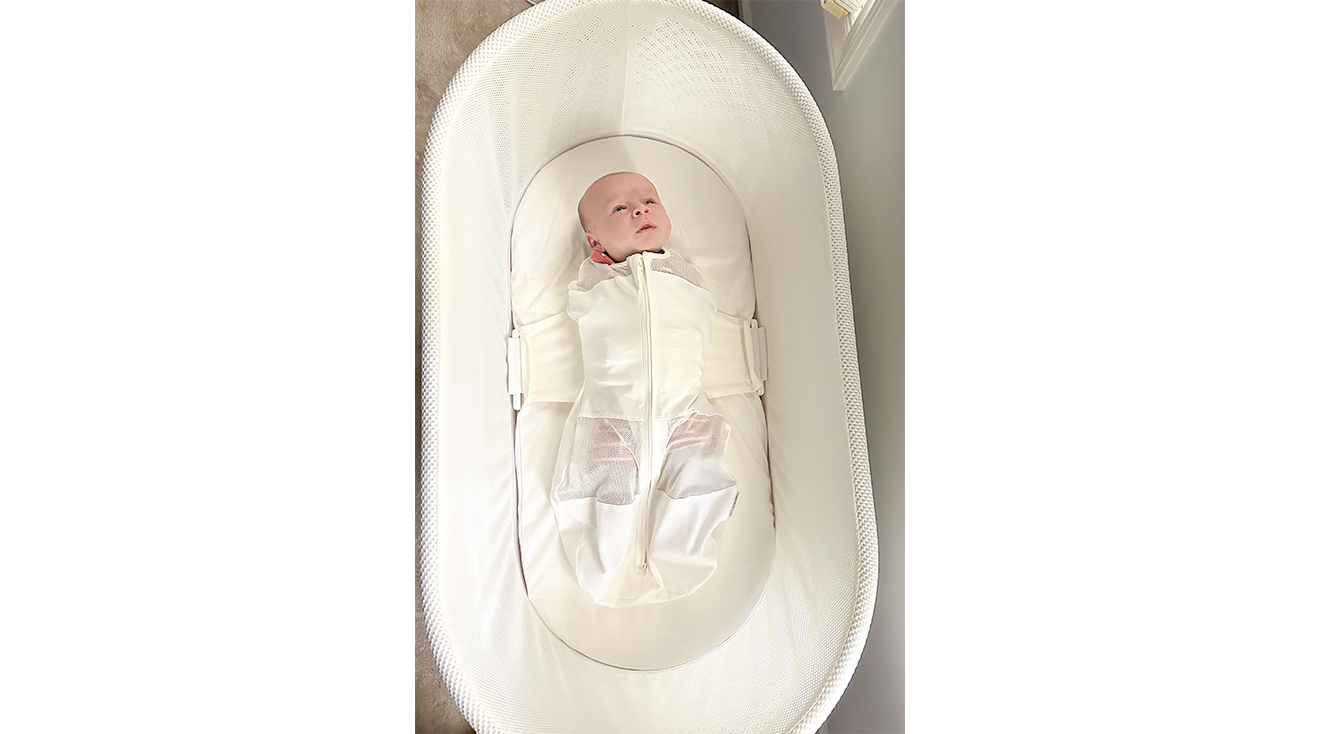 SNOO Reviews—Two Moms Put The SNOO to the Test