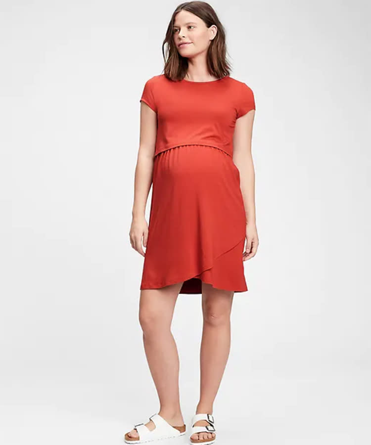 55 Cutest Maternity Summer Dresses of the Season