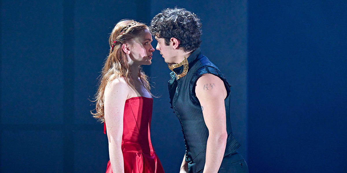 'Romeo & Juliet' review — Sadie Sink is luminous in Robert Icke's time ...