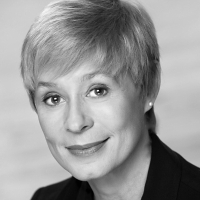 Holli Harms | Writer | Official NY Theatre Guide