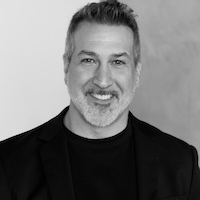 Joey Fatone On Stage | New York Theatre Guide