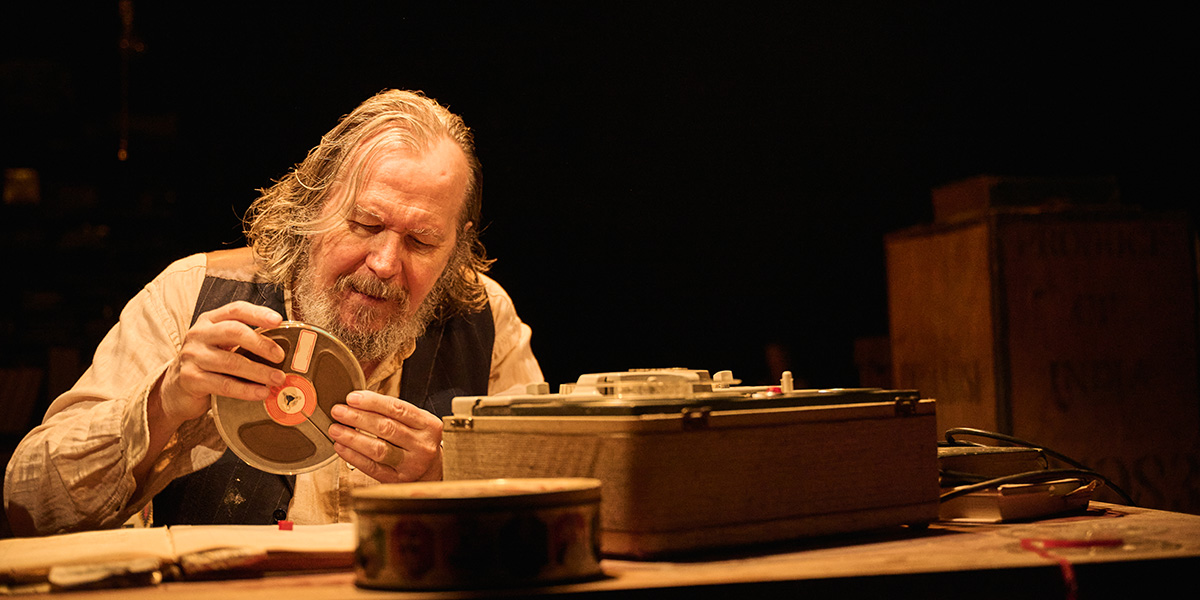 'Krapp's Last Tape' / 'Godot's To-Do List' review — Gary Oldman's ...