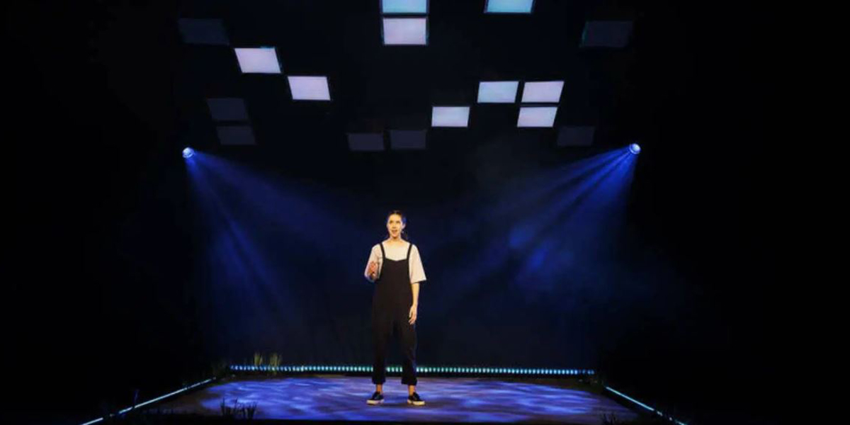 'One Woman Show' review — Liz Kingsman is a comedy superstar | London ...