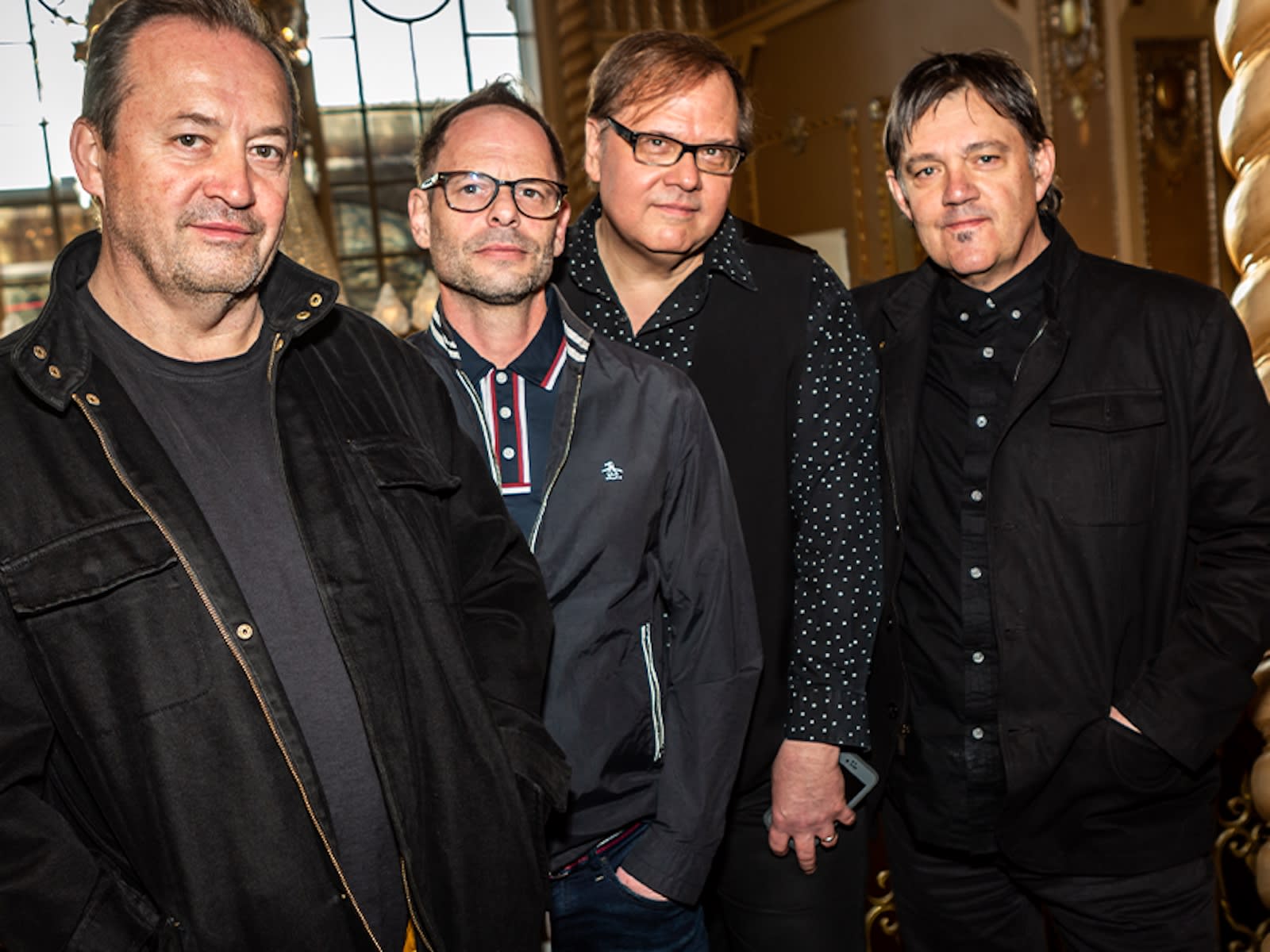 The Smithereens ft. Robin Wilson Tickets | New York Theatre Guide