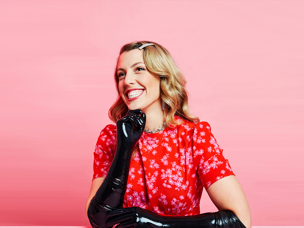 Hannah Reilly – Direct Eye Contact tickets | Sydney | TodayTix