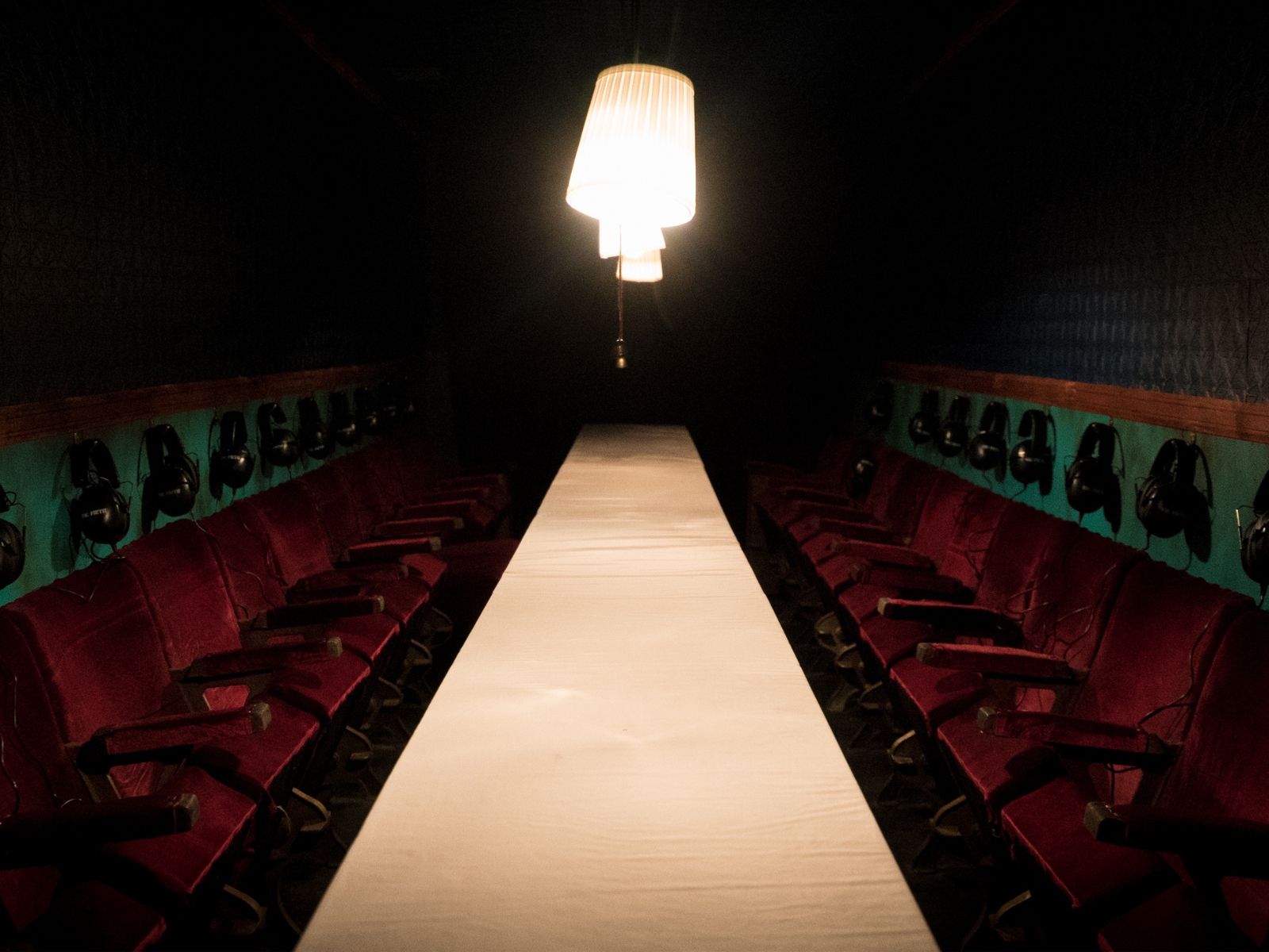 SÉANCE | DARKFIELD tickets | Sydney | TodayTix