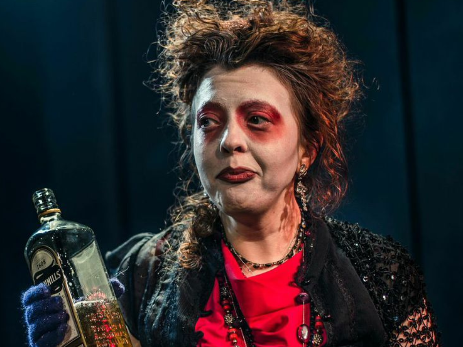 "LUCINE!" or "birdshit: a human concerto with string & void" (New York ...