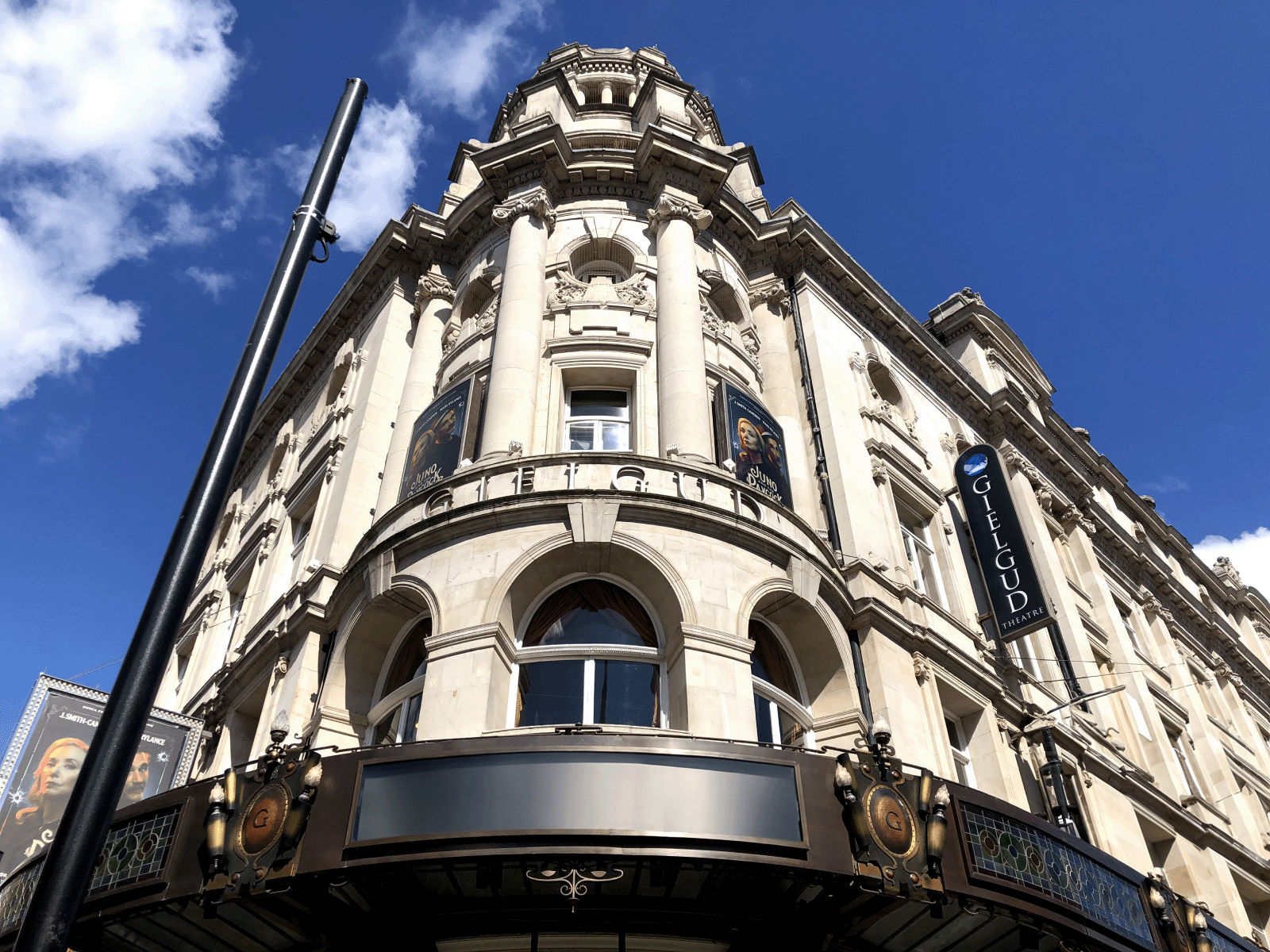 Gielgud Theatre | Book tickets online | TodayTix