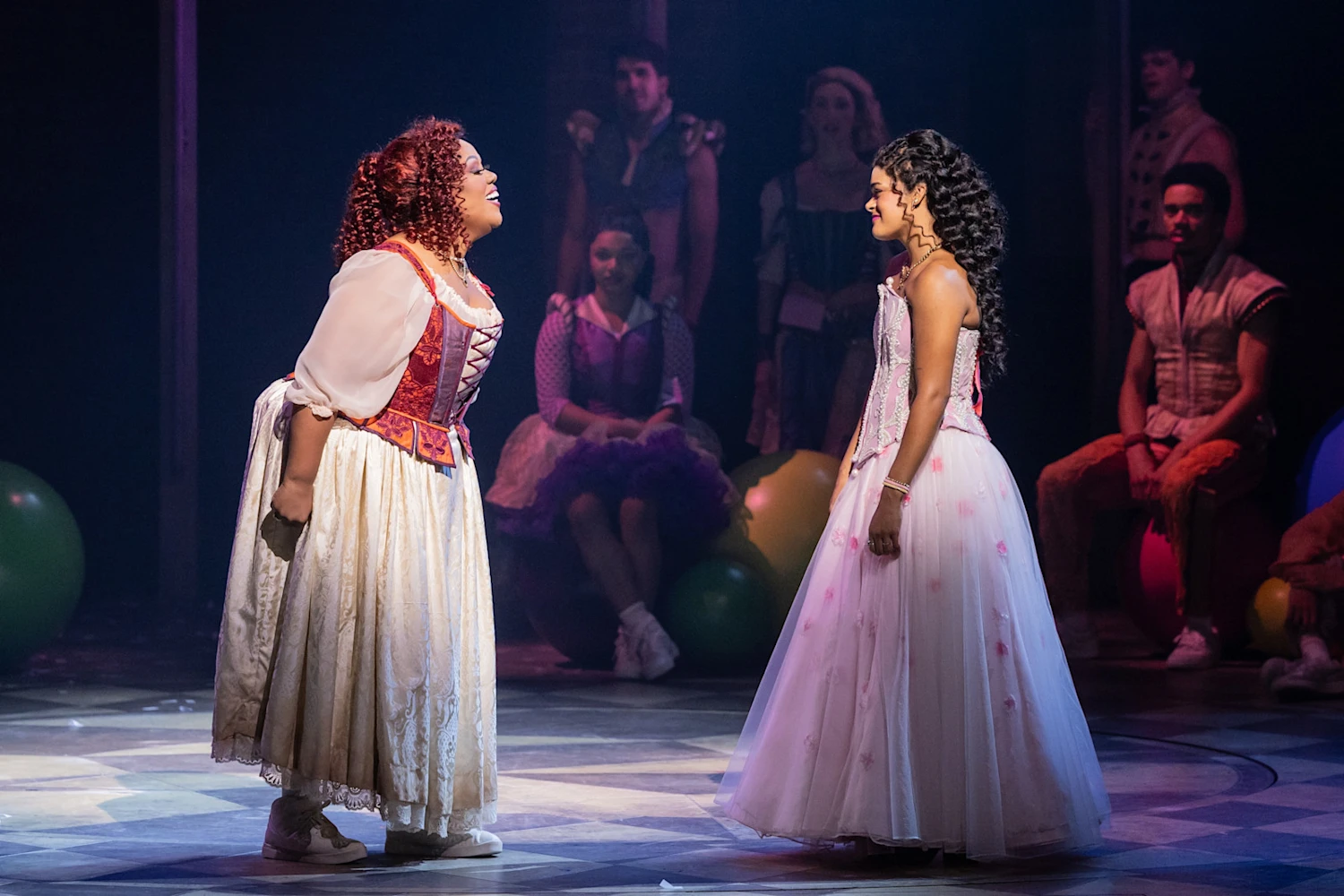 & Juliet Broadway Tickets | The Official NY Theatre Guide