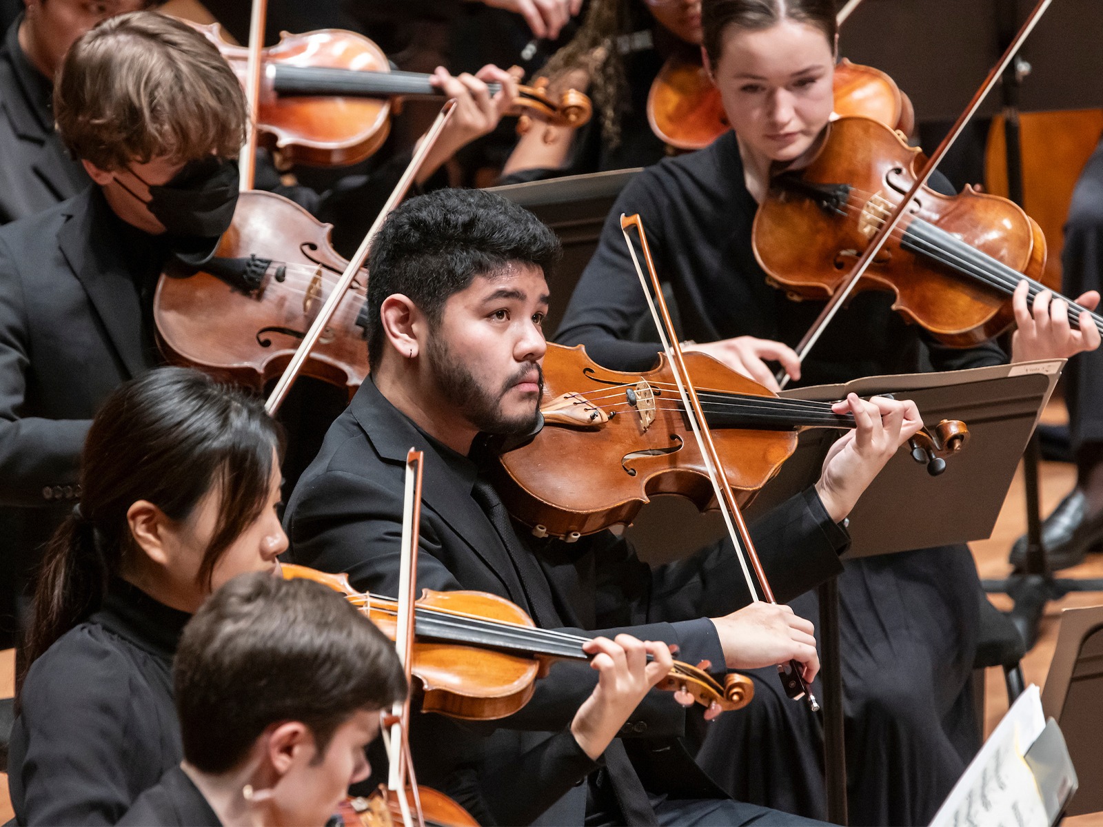 Juilliard Orchestra Conducted by Ruth Reinhardt tickets | New York ...