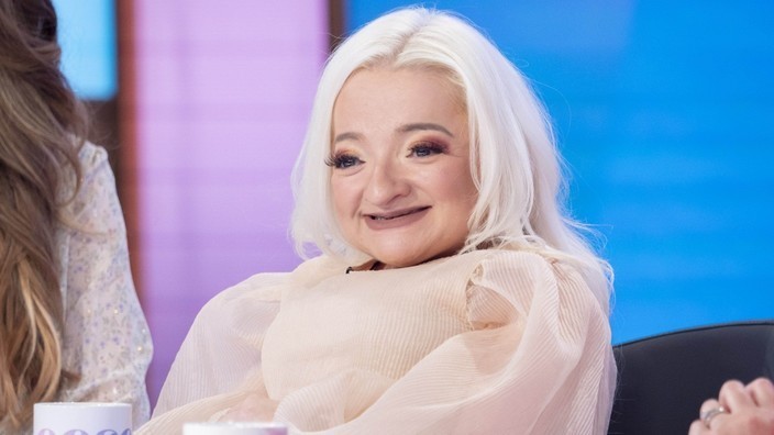 Samantha Renke shares her smear test story to raise awareness and end ...