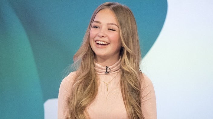 BGT's Connie Talbot performed in the studio! | Loose Women
