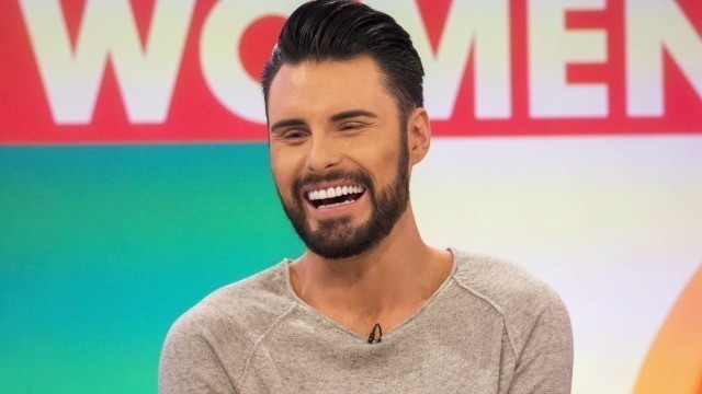 Doing it Rylan style! | Loose Women