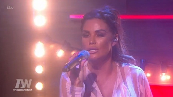 Katie Price sings her new single, I Got U, live on Loose Women! | Loose ...