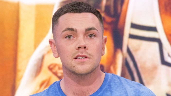 Ray Quinn shows off his new look | Loose Women