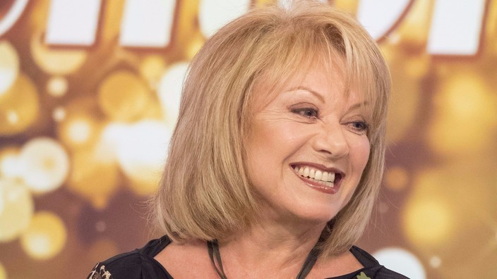 The First Lady of musical theatre, Elaine Paige | Loose Women