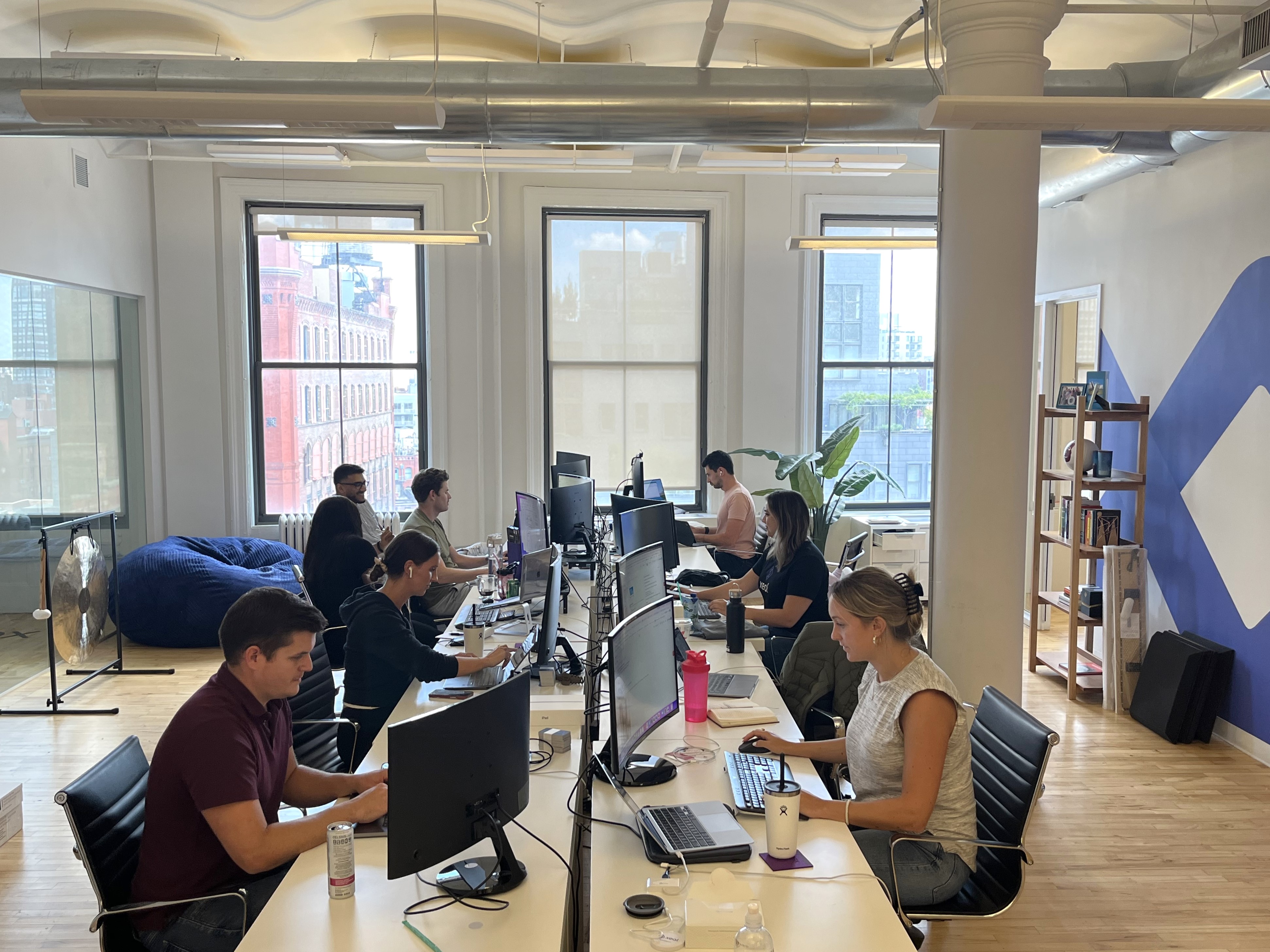 EV Charging Stations & Energy Solutions - Xeal Energy