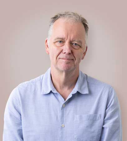 'Breakthrough' with Tim Irwin - Pioneer. Lead. Succeed.