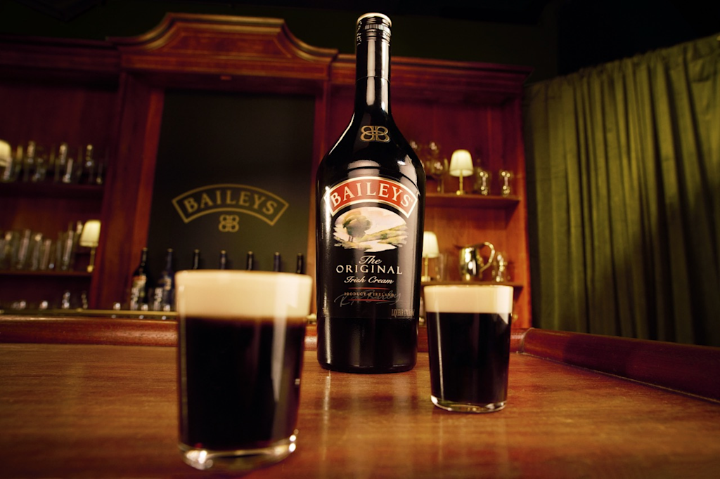 St. Patrick's Day Baileys Original Mini G Shot | The Bar