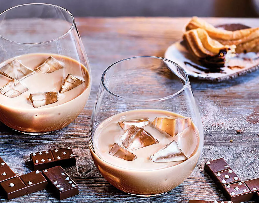 Baileys on Ice Cocktail Recipe | The Bar