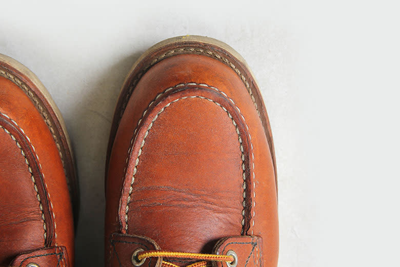 Red Wing Moc Toe 875 Review (After 1 Year) | Mr.Alife