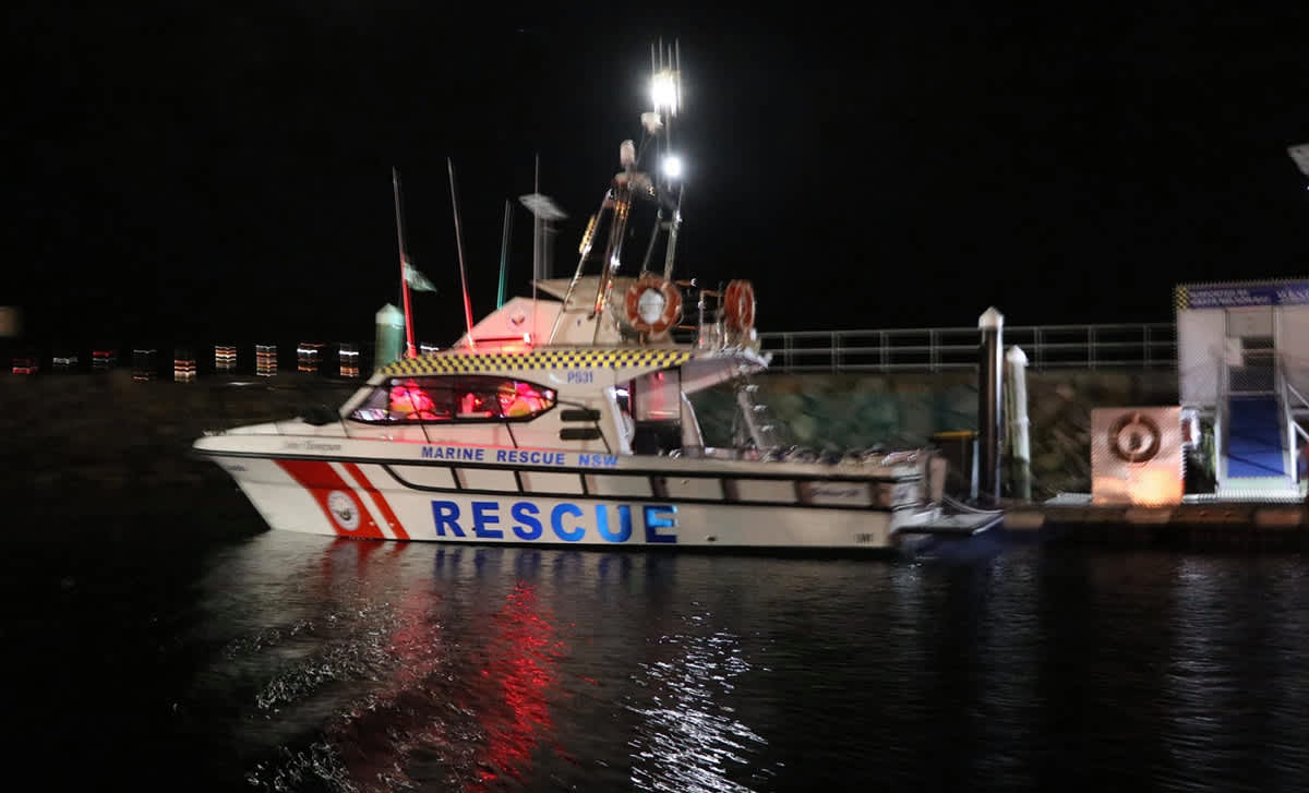 Marine Rescue Port Stevens Crew Saves Stranded Fishermen | The ...