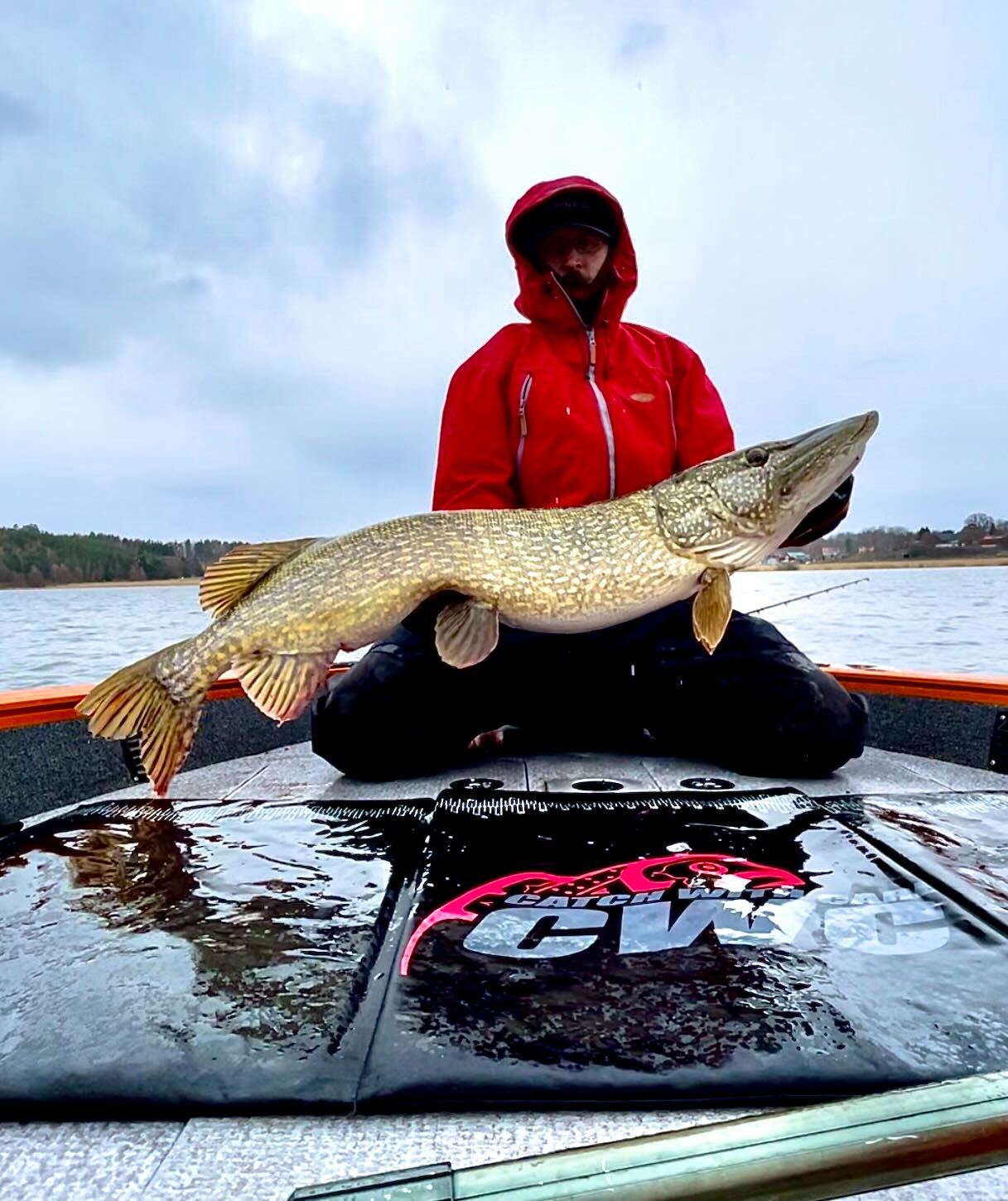 Fishing for post spawn pike