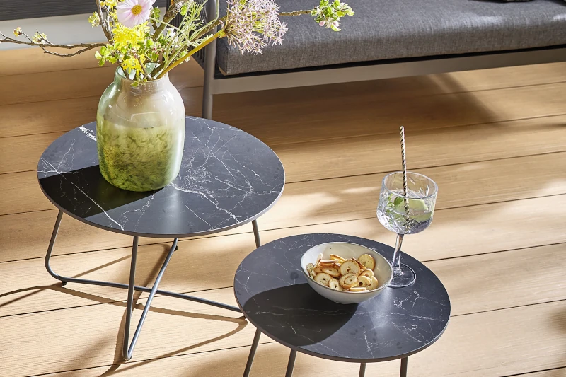 WPC: Elegante Oberflächen von NATURinFORM für den Außenbereich