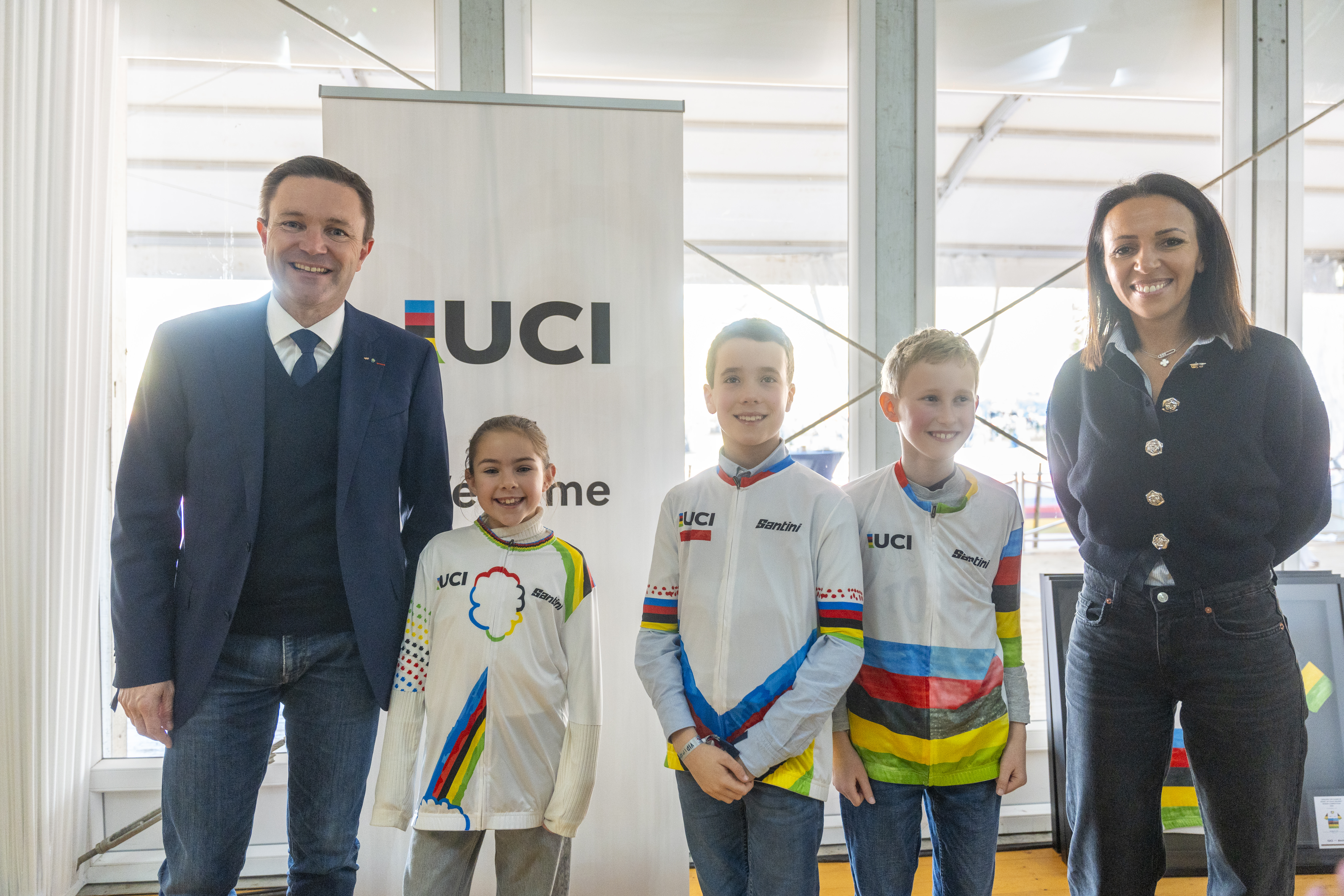 Rainbow jersey competition rewards young artists from Belgium | UCI