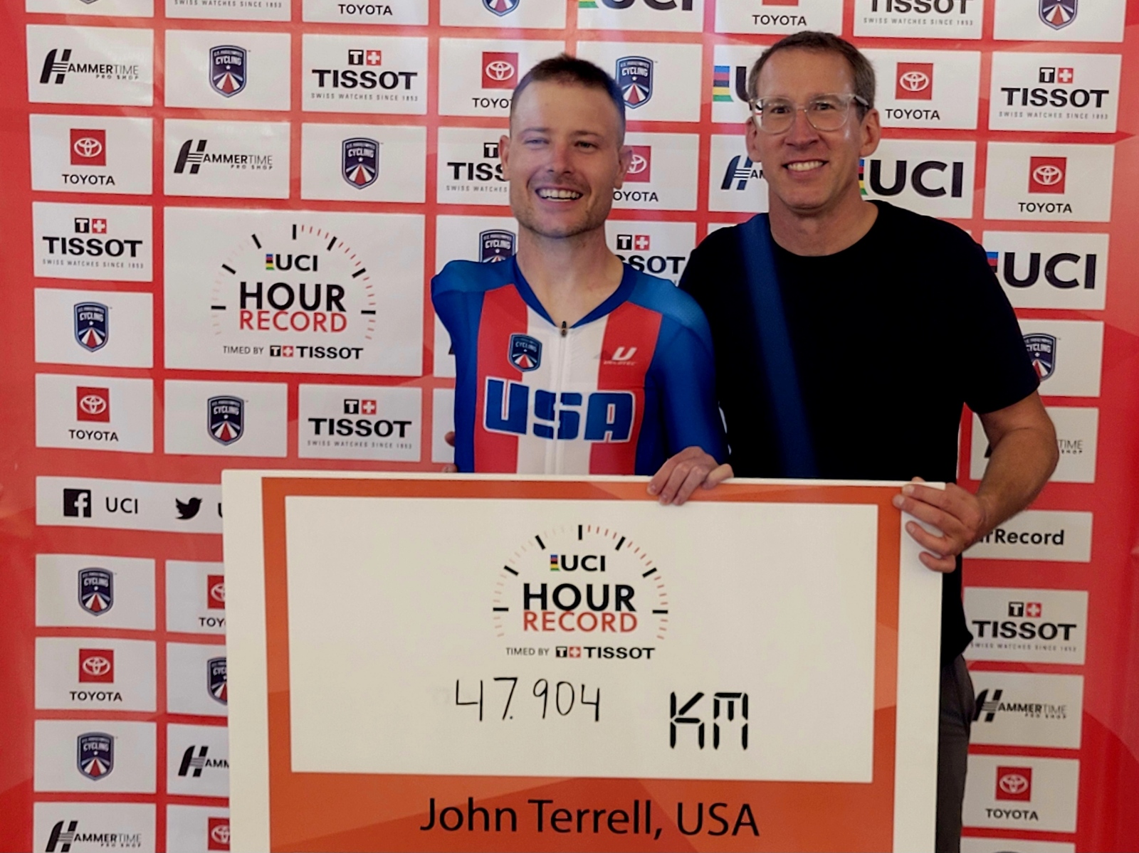 Para-cyclist John Terrell crushes the UCI Hour Record timed by Tissot ...