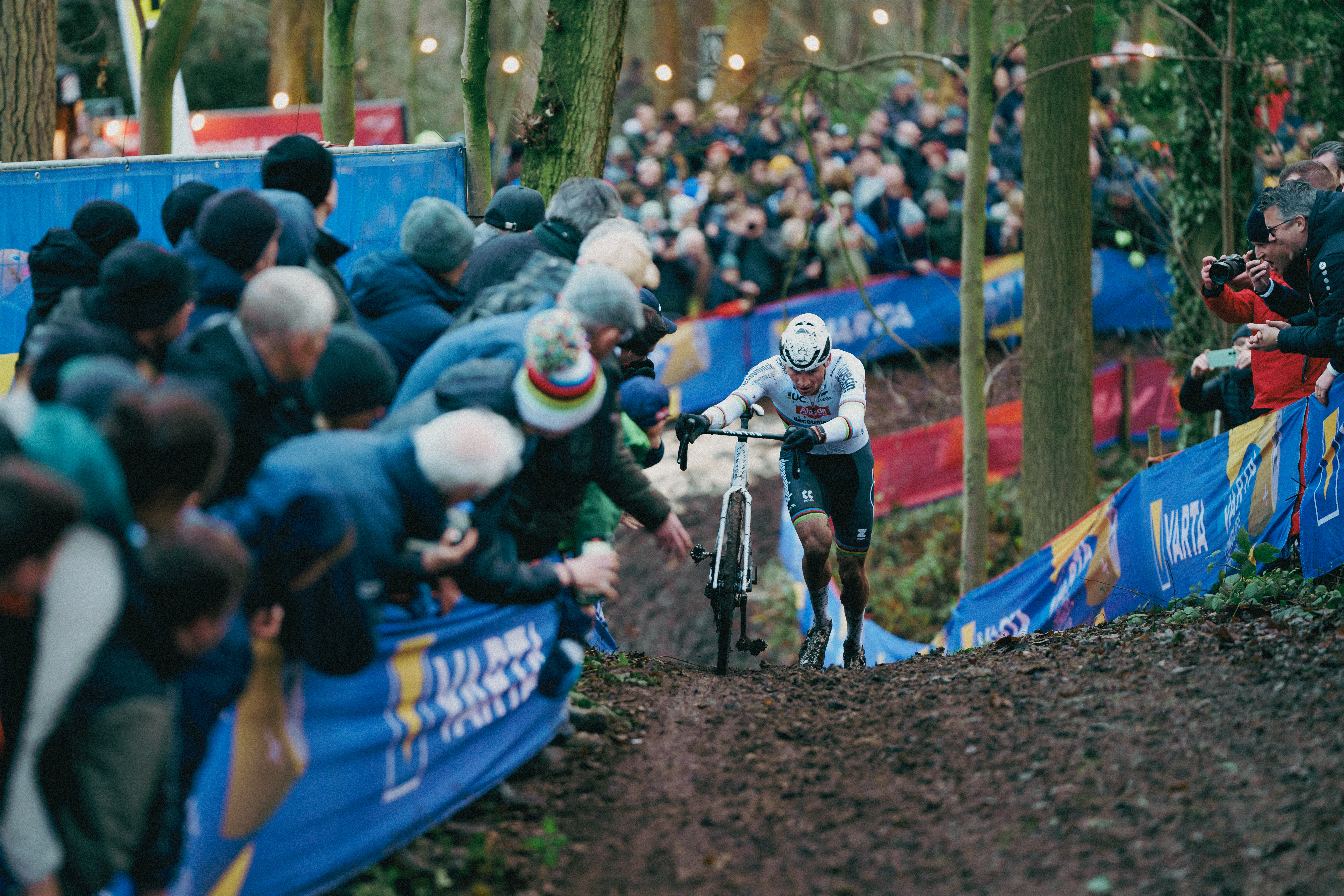 Coupe du monde Cyclo-Cross UCI 2025-2026 #7, Gavere | OVERVIEW | UCI