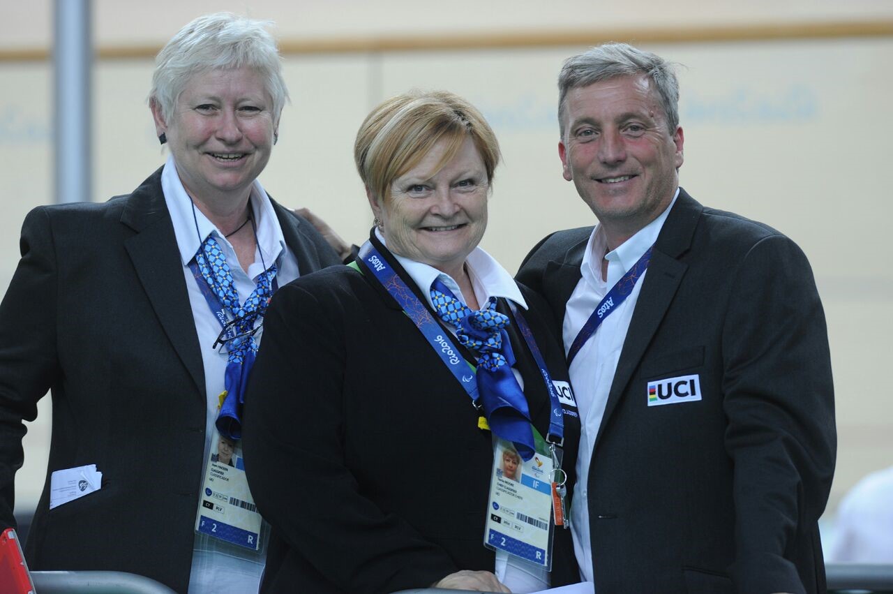 Para-cycling: International award for retiring classifier Terrie Moore ...