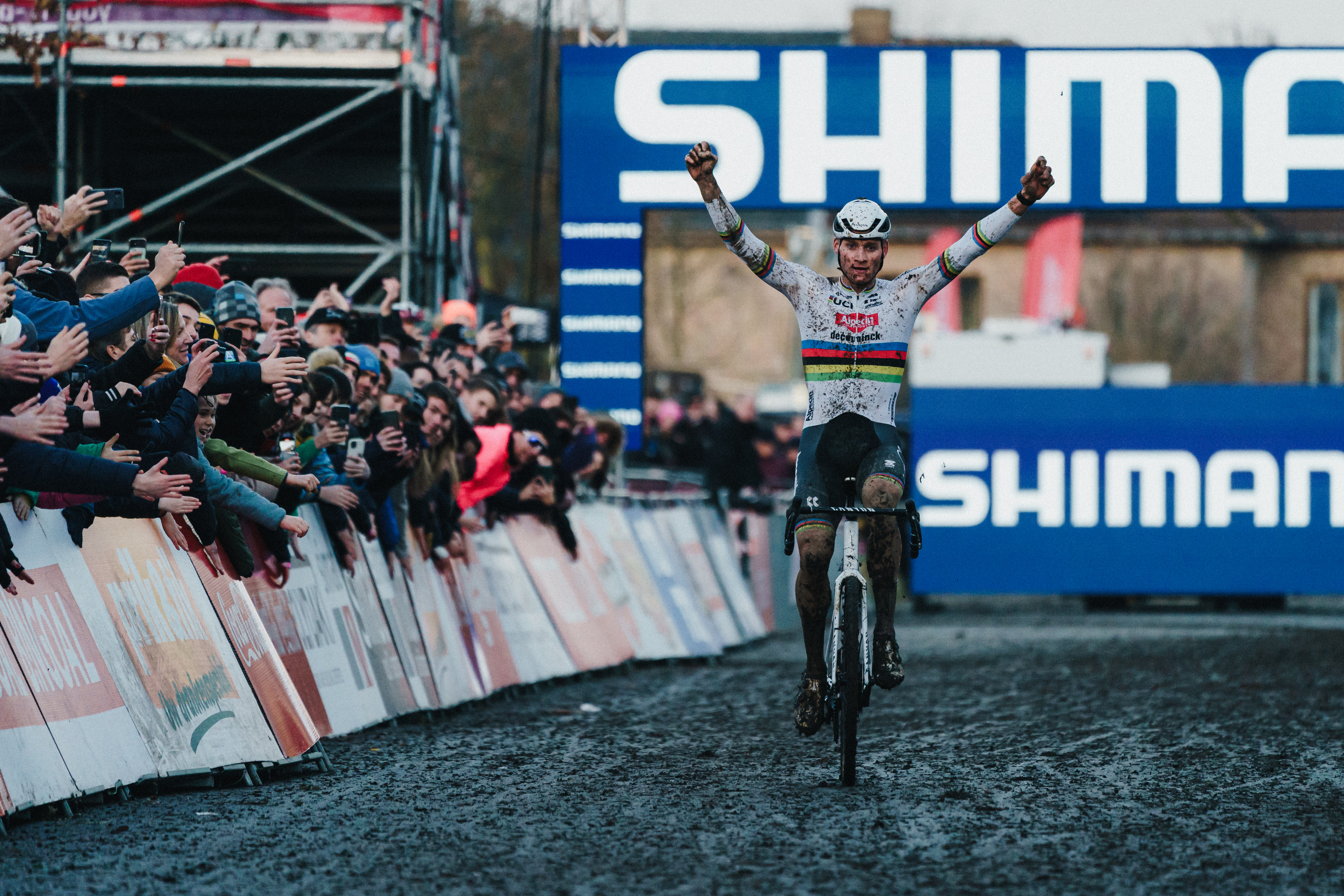 Van der Poel and Co show form heading into 2024 | UCI