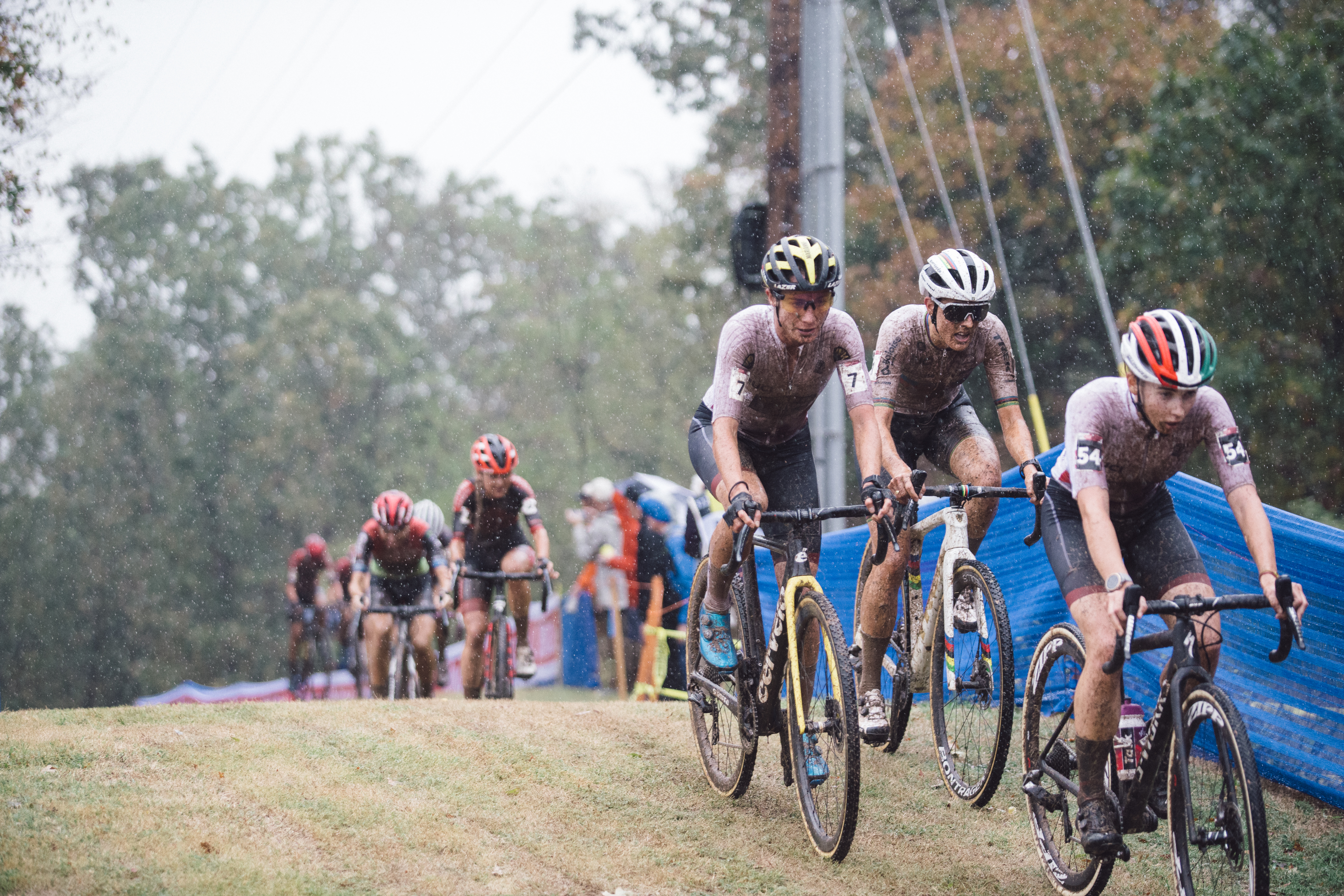 Countdown to historic UCI World Championships for cyclo-cross in ...