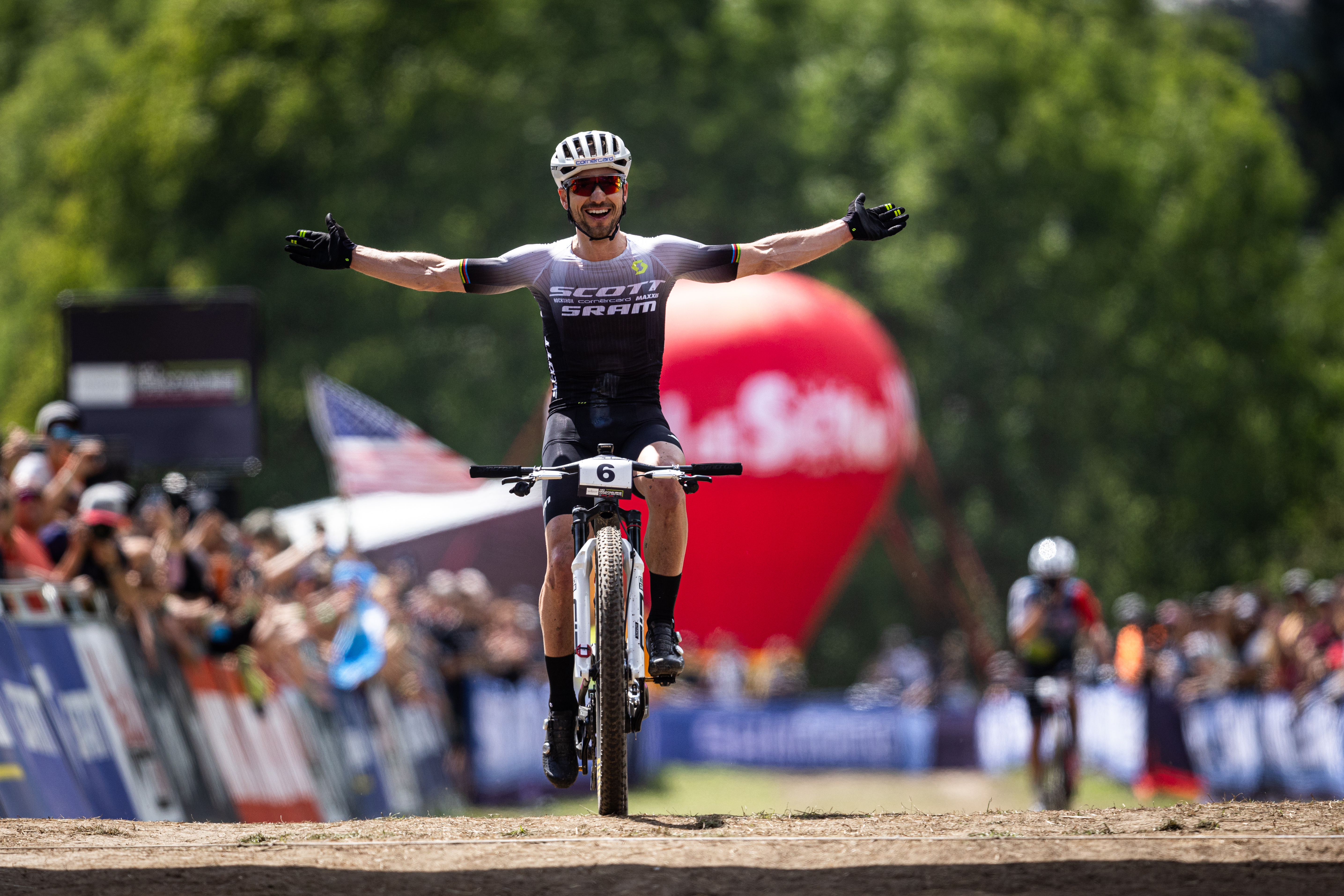 Série Mondiale Mountain Bike UCI WHOOP : Nino « the GOAT » Schurter ne ...
