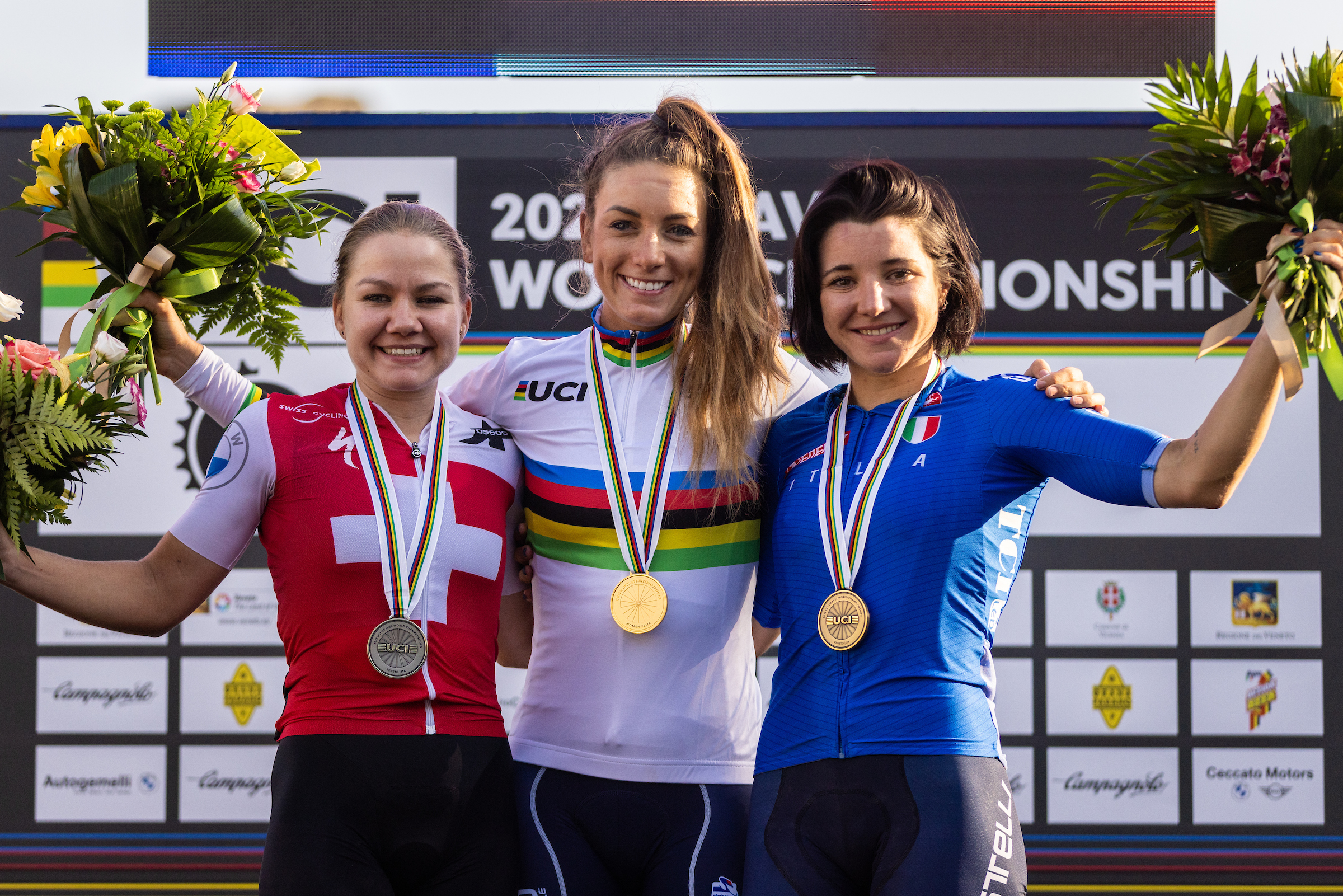 Pauline Ferrand-Prévot wins first ever UCI World title for gravel | UCI