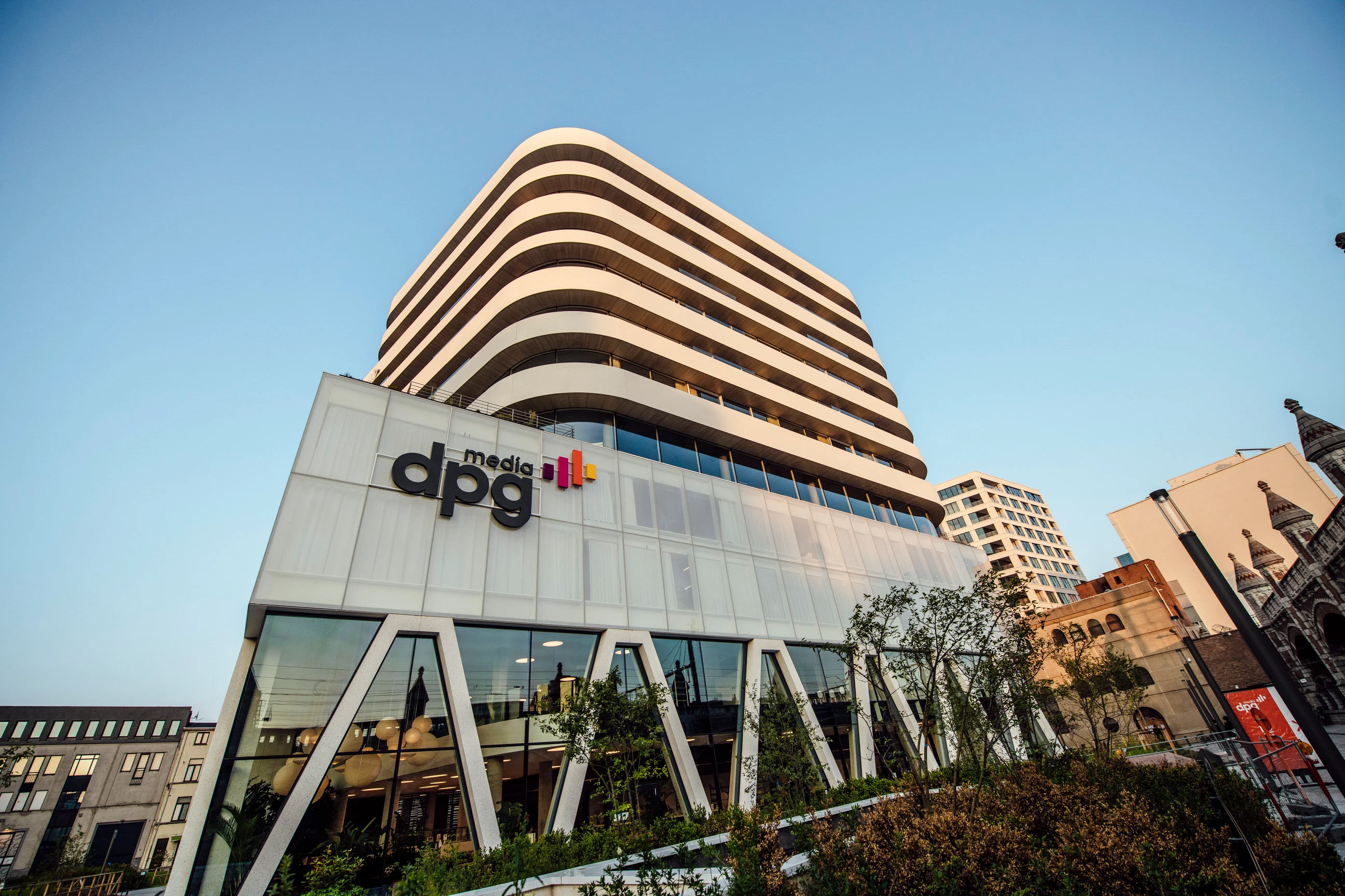 Group structure | DPG Media