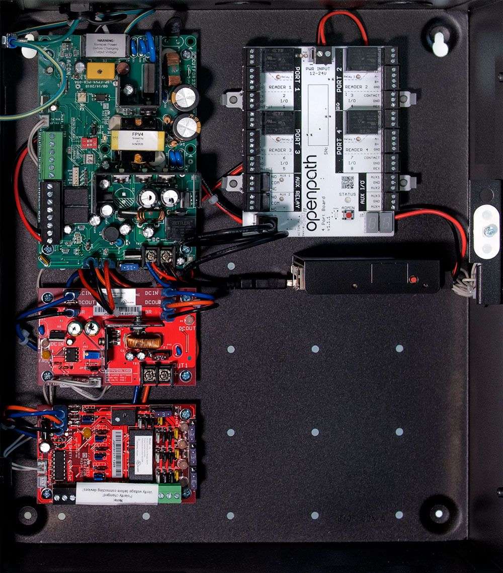 12/24V 4-Door Core Series Smart Hub | Openpath