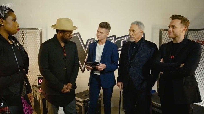Turn around for what? | The Voice